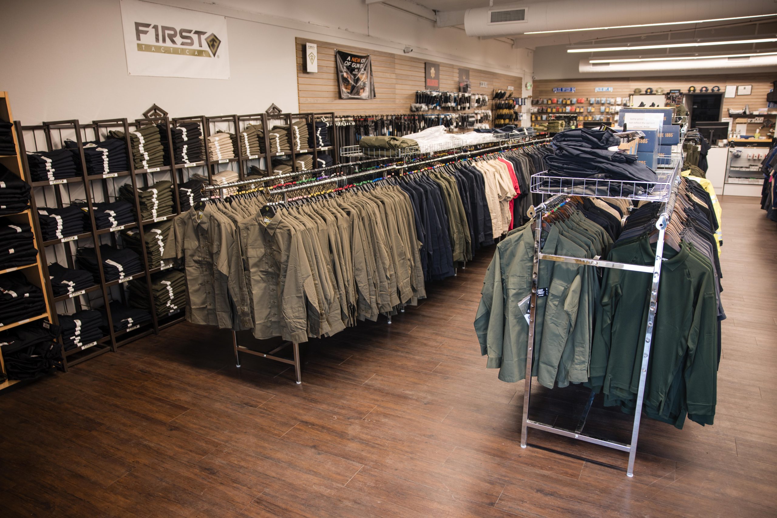 Reno - Uniforms 2 You